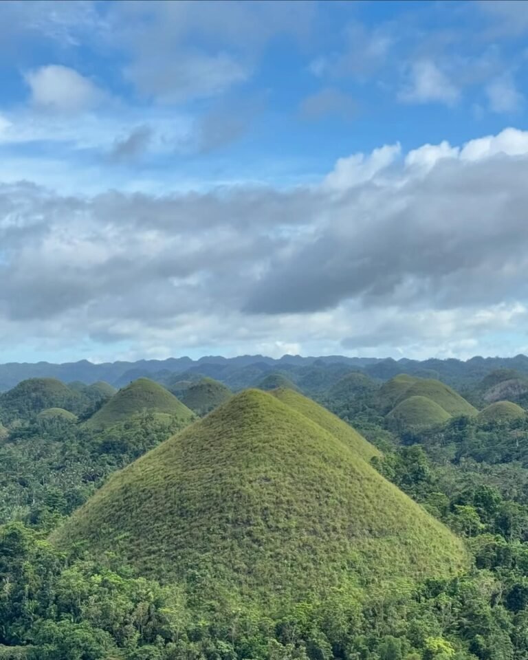 Ultimate Travel Guide To Chocolate Hills In Bohol 2025